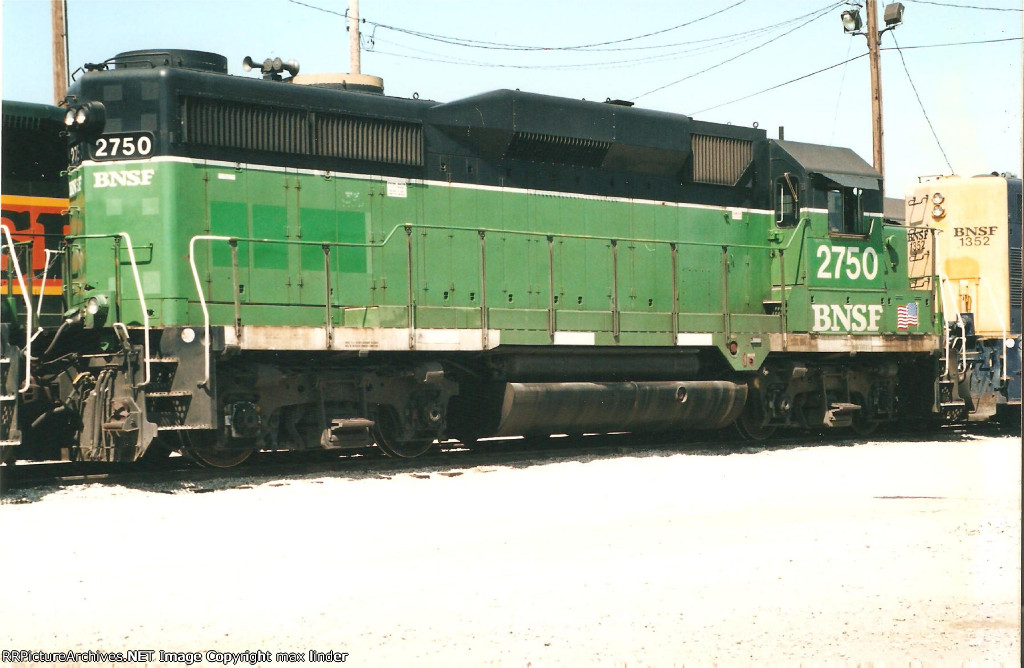 BNSF 2750